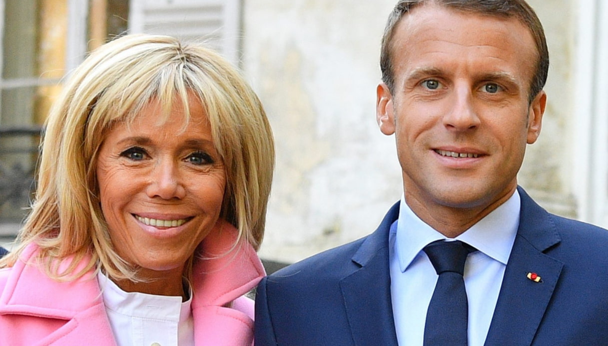 Chi è Brigitte Macron, moglie del presidente francese: il loro amore