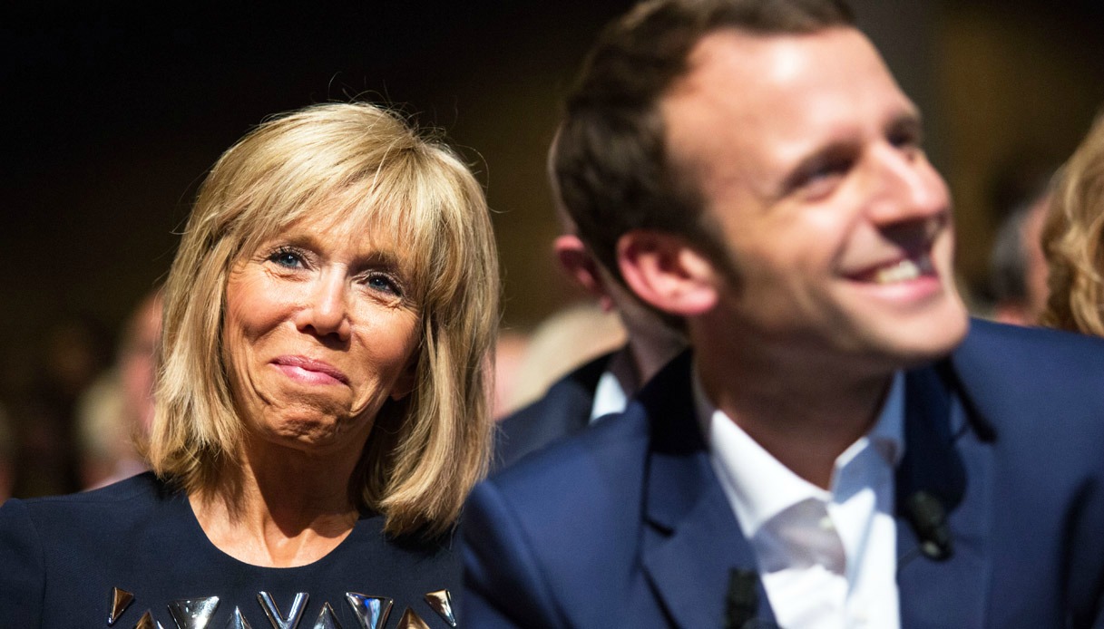Chi è Brigitte, la moglie di Emmanuel Macron: 64 anni e sua ex ...