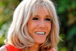 Brigitte Macron ultime notizie: chi è, cosa fa e news | DiLei