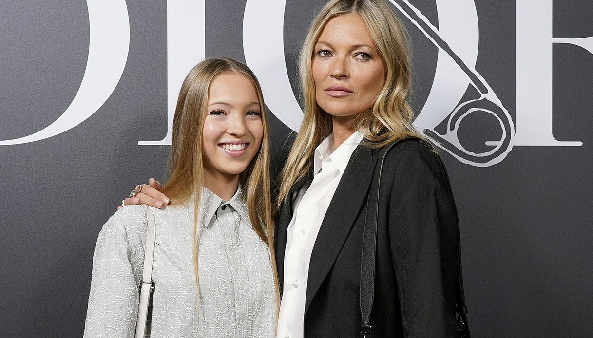 Lila Grace Moss Hack, la figlia di Kate Moss sfila in passerella ed è ...