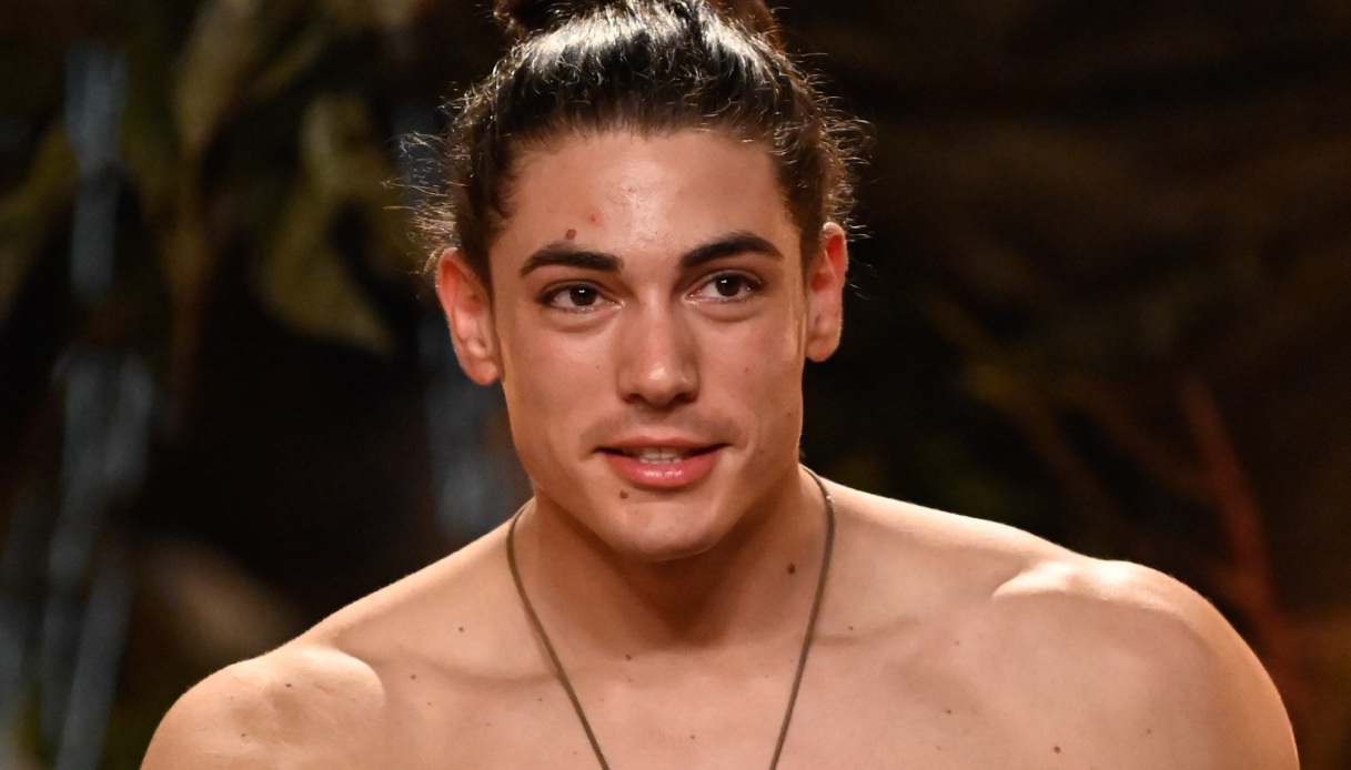 Luca Vetrone, chi è il bellissimo naufrago dell'Isola dei Famosi 2023