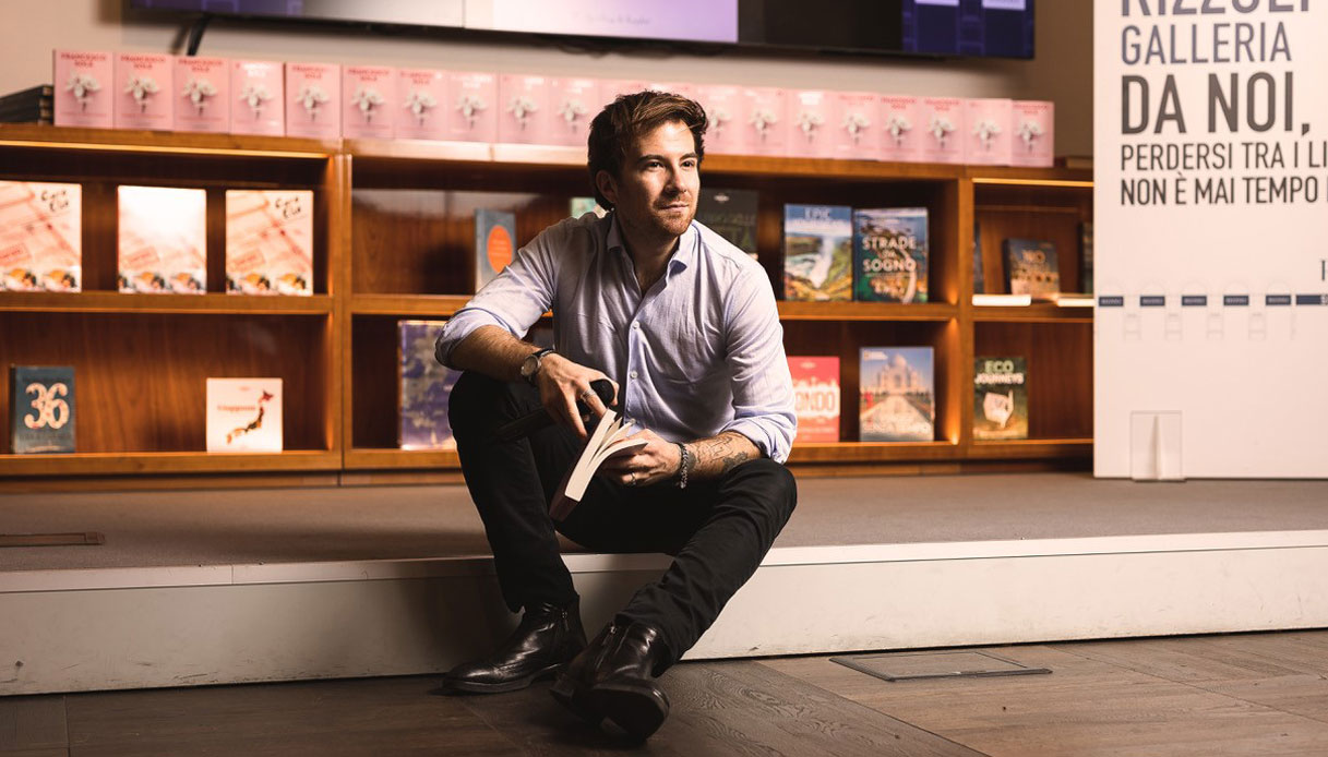 Francesco Sole, autore di 8 best seller, ci racconta de "L'amore ti ...