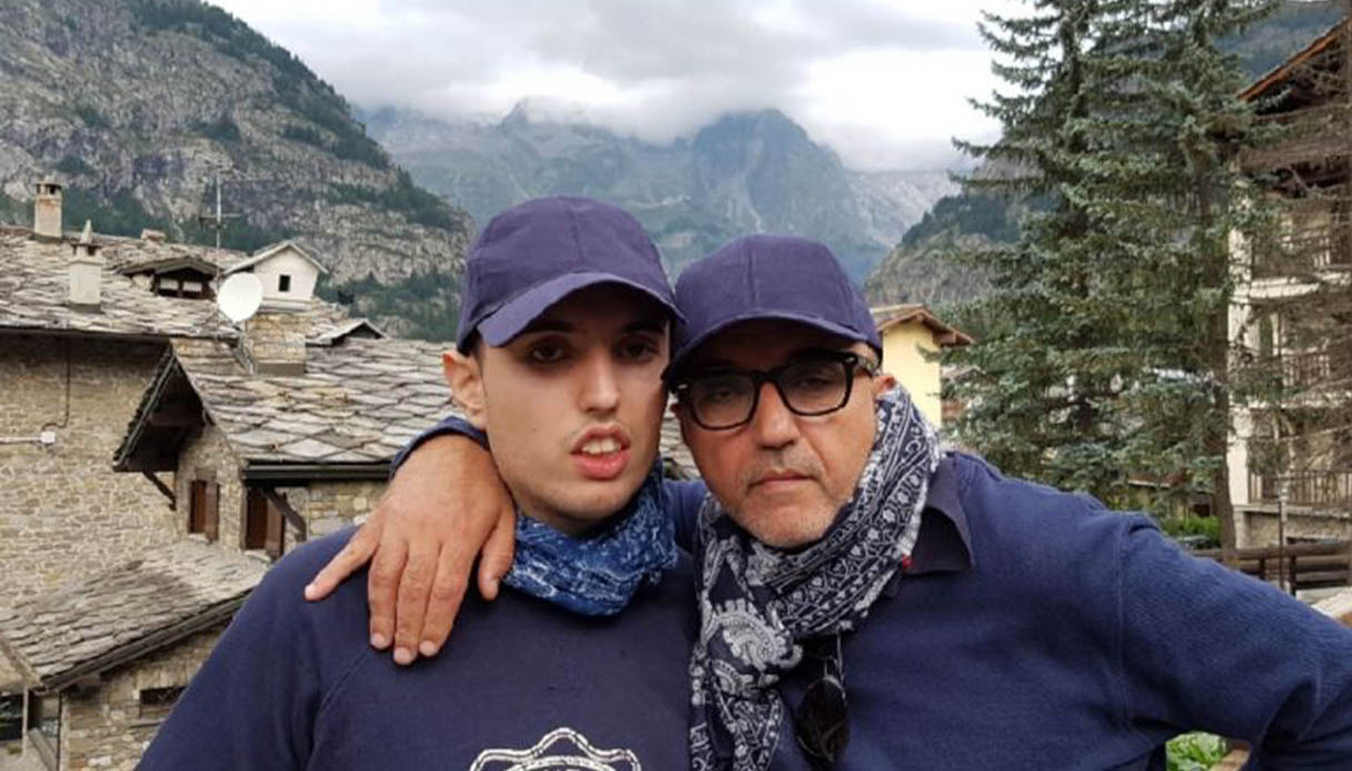 "Mio figlio autistico è uno sgusciato". Intervista a Mimmo Pesce