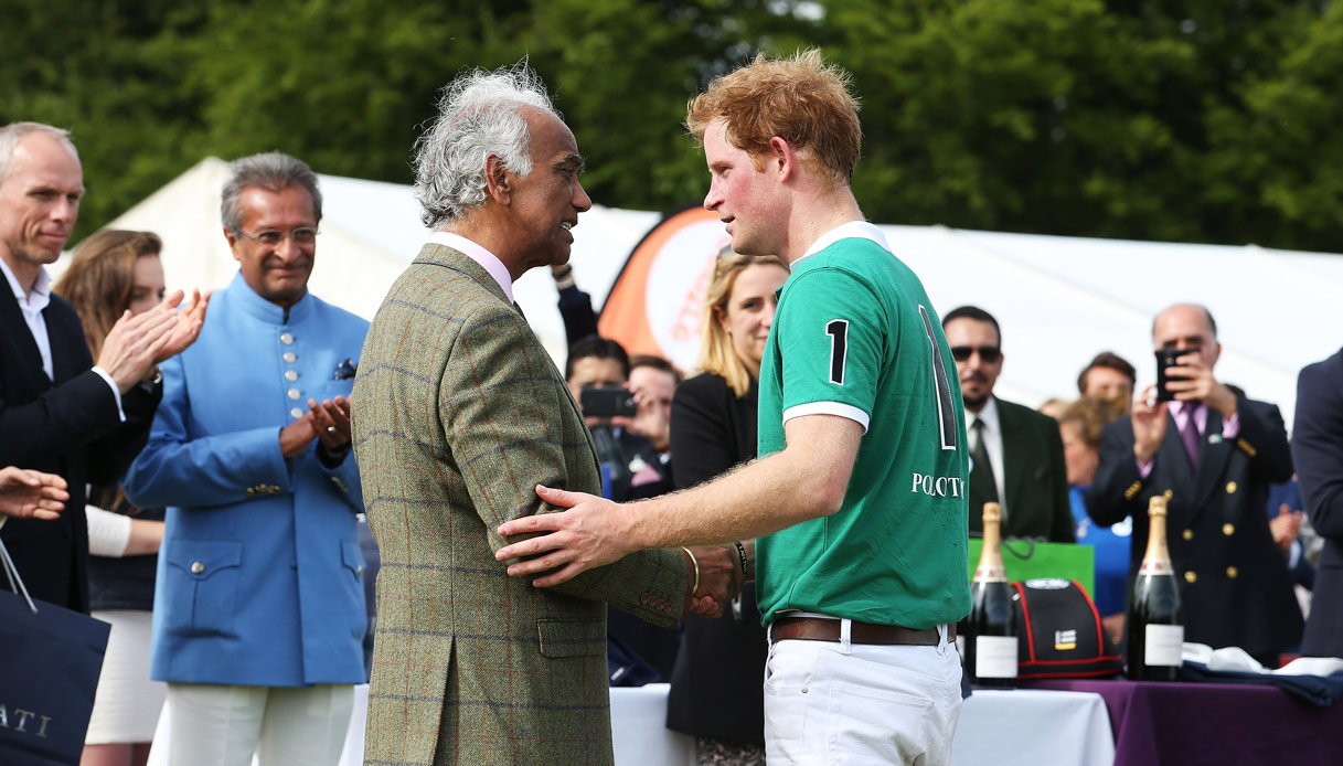 Lutto per William e Kate Middleton. Harry senza pudore con l'amico ...