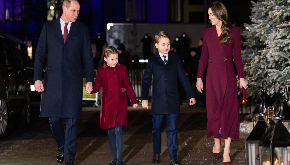 Kate Middleton e la principessa Charlotte sono finite in un vecchio pub