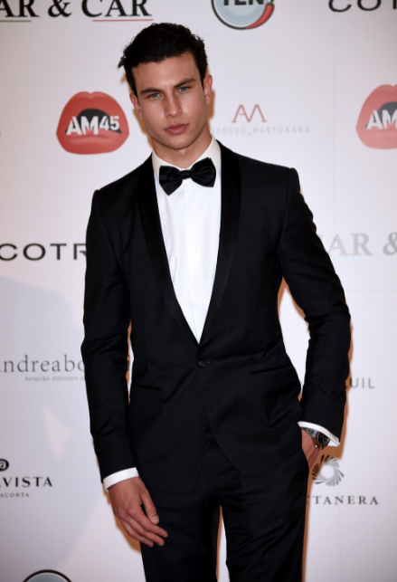 Chi è il supermodello più giovane che ha conquistato Anna Tatangelo