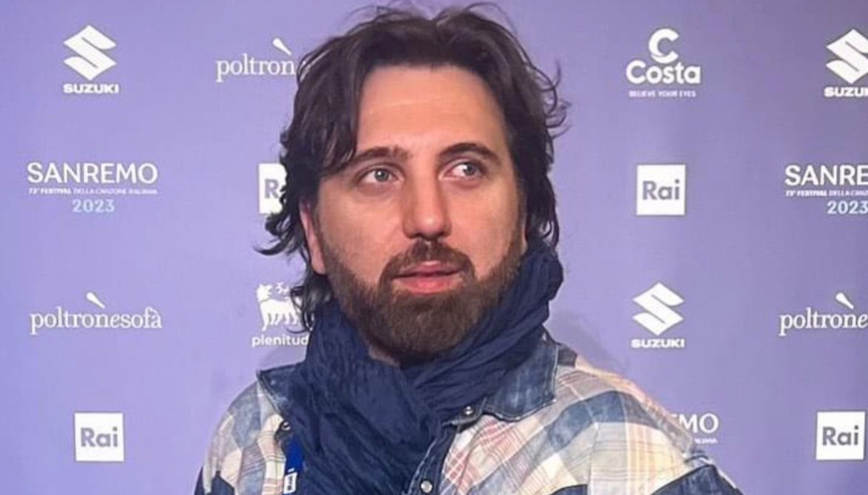 Sanremo, il vocal coach: "I duetti? Improvvisati". Le parole su Mengoni