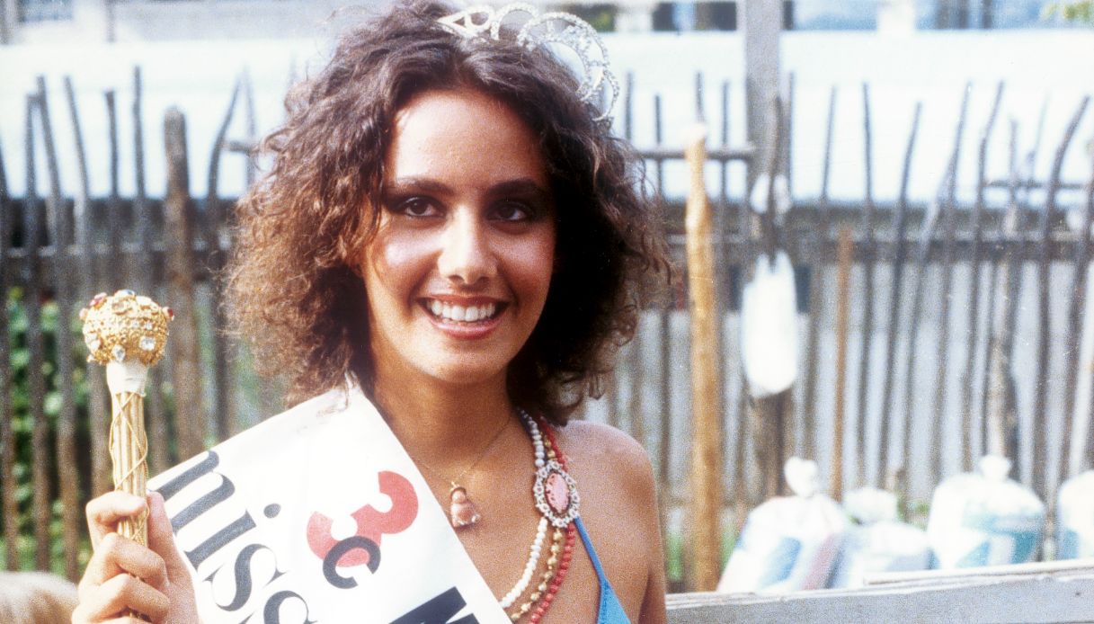 È morta Anna Kanakis: attrice, scrittrice e la più giovane Miss Italia