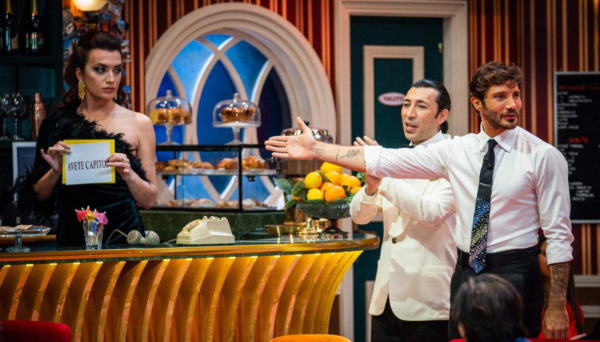 Chi è Ambrosia del Bar Stella: l’incontro con Stefano De Martino