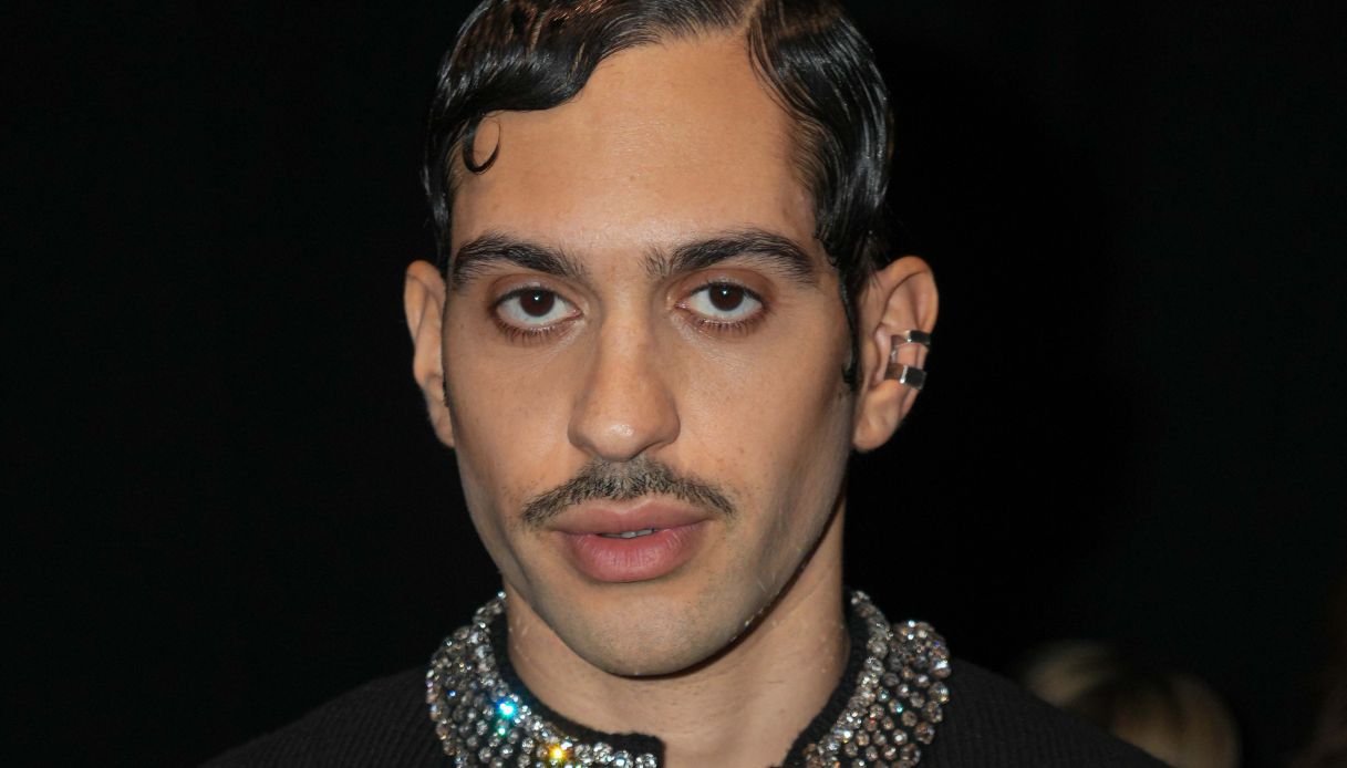 Mahmood, materassi con le scritte a Milano: il giallo sul nuovo album