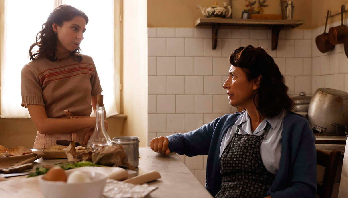 Antonella Attili, da La Storia a Makari 3, passando per Zalone: intervista