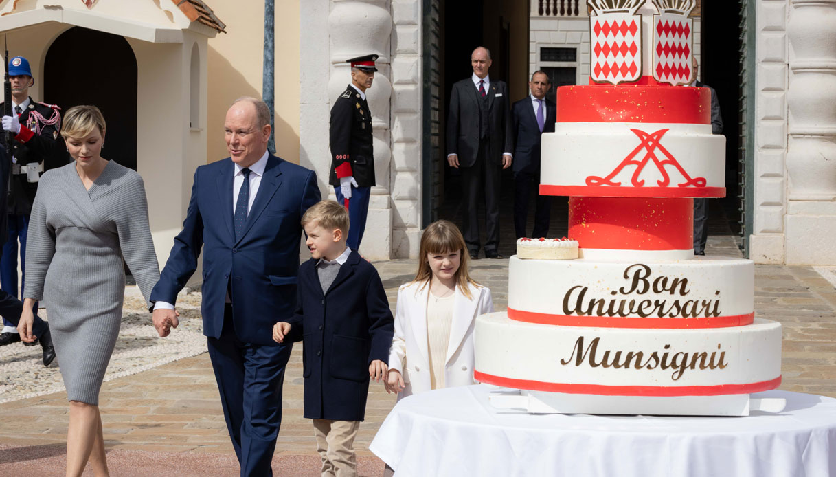 Alberto di Monaco, compleanno funesto: Charlene verso l'esilio. "Non lasciatelo solo"