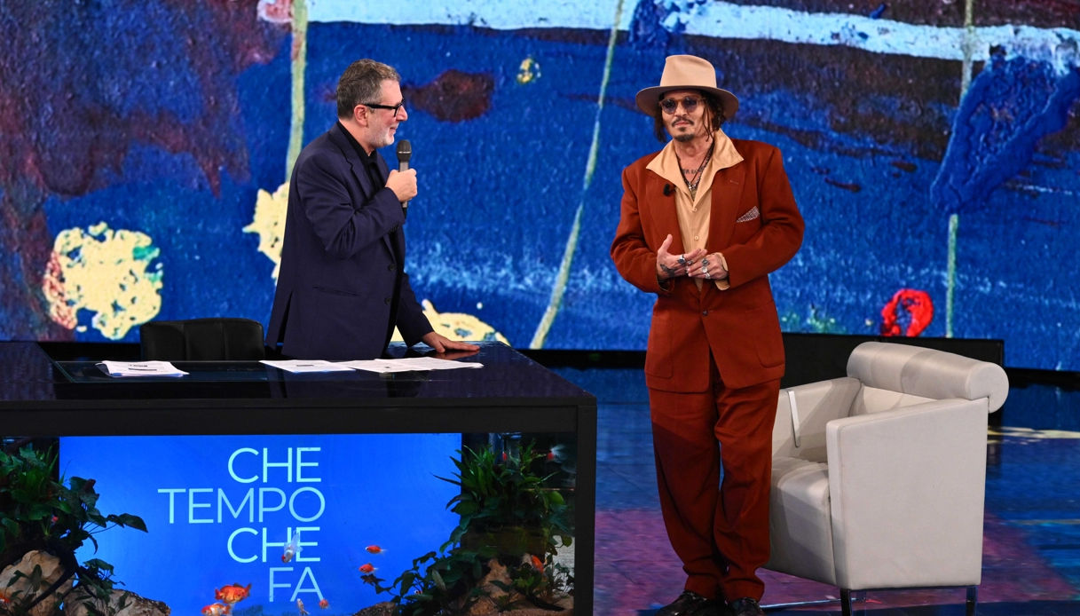 Riccardo Scamarcio e Johnny Depp a Che tempo che fa, il racconto del ...