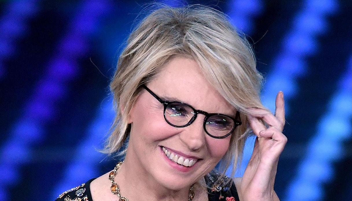 Ascolti tv dell’8 febbraio non c’è storia | C’è posta per te batte Ora o mai più