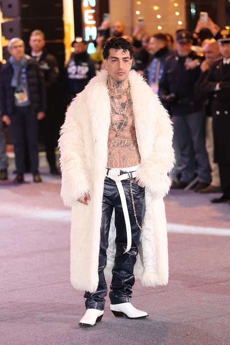 Sanremo 2025, la pagelle dei look del Green Carpet: Michielin cool ...