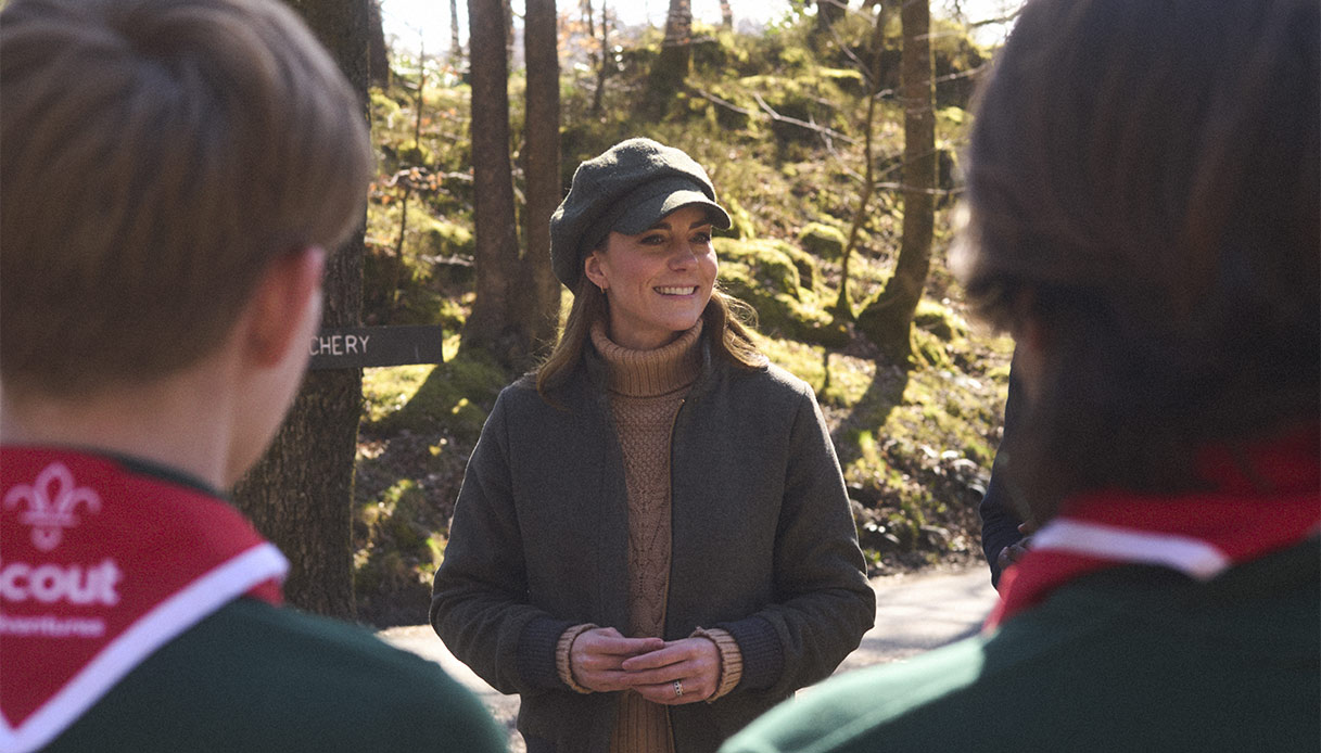 Kate Middleton ricompare a sorpresa tra gli scout. Il dettaglio ...