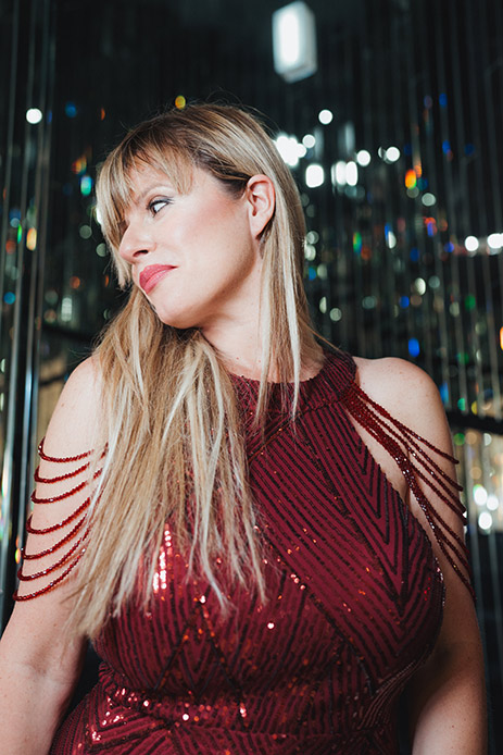 Vanessa Grey: "I veri vip siamo noi. Sanremo? Carlo Conti chiamami!"