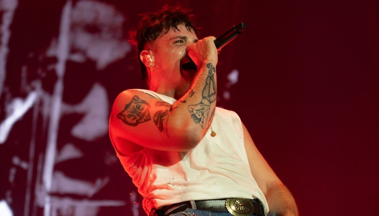 Olly, il concerto all’Ippodromo è un trionfo: l’annuncio che emoziona i fan