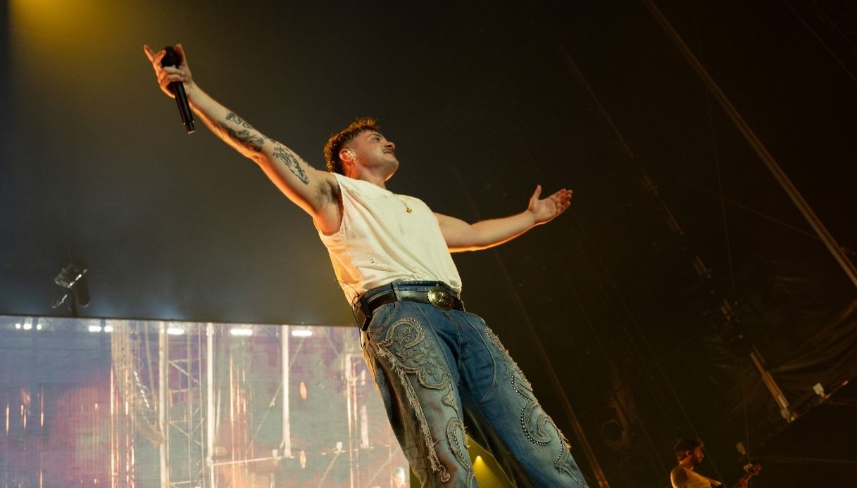 Olly, il concerto all’Ippodromo è un trionfo: l’annuncio che emoziona i fan