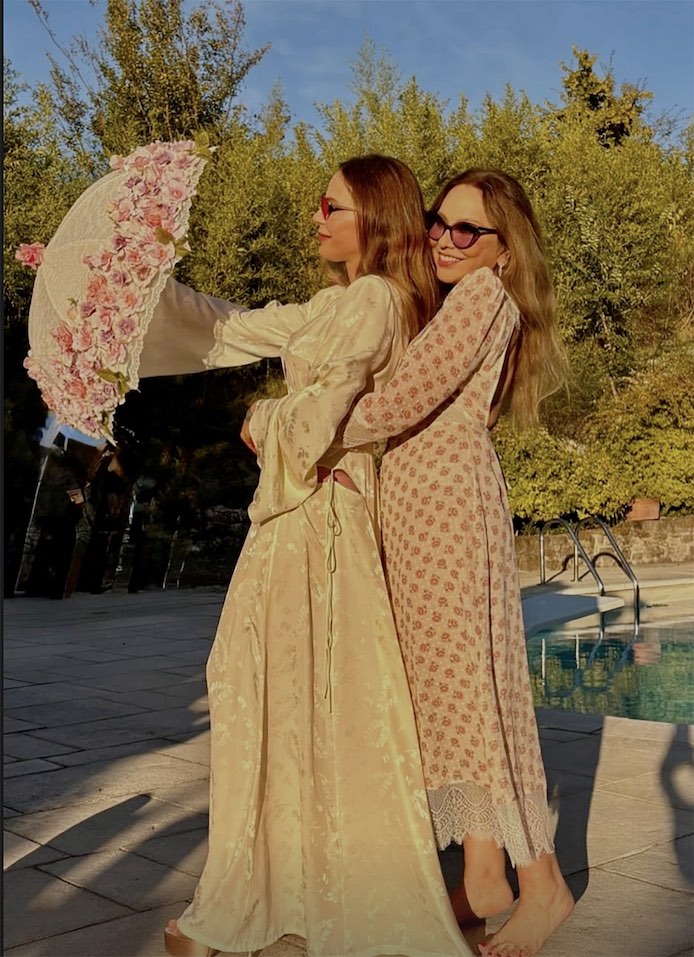 Nozze Naike Rivelli, l'abito da sposa e il look di Ornella Muti